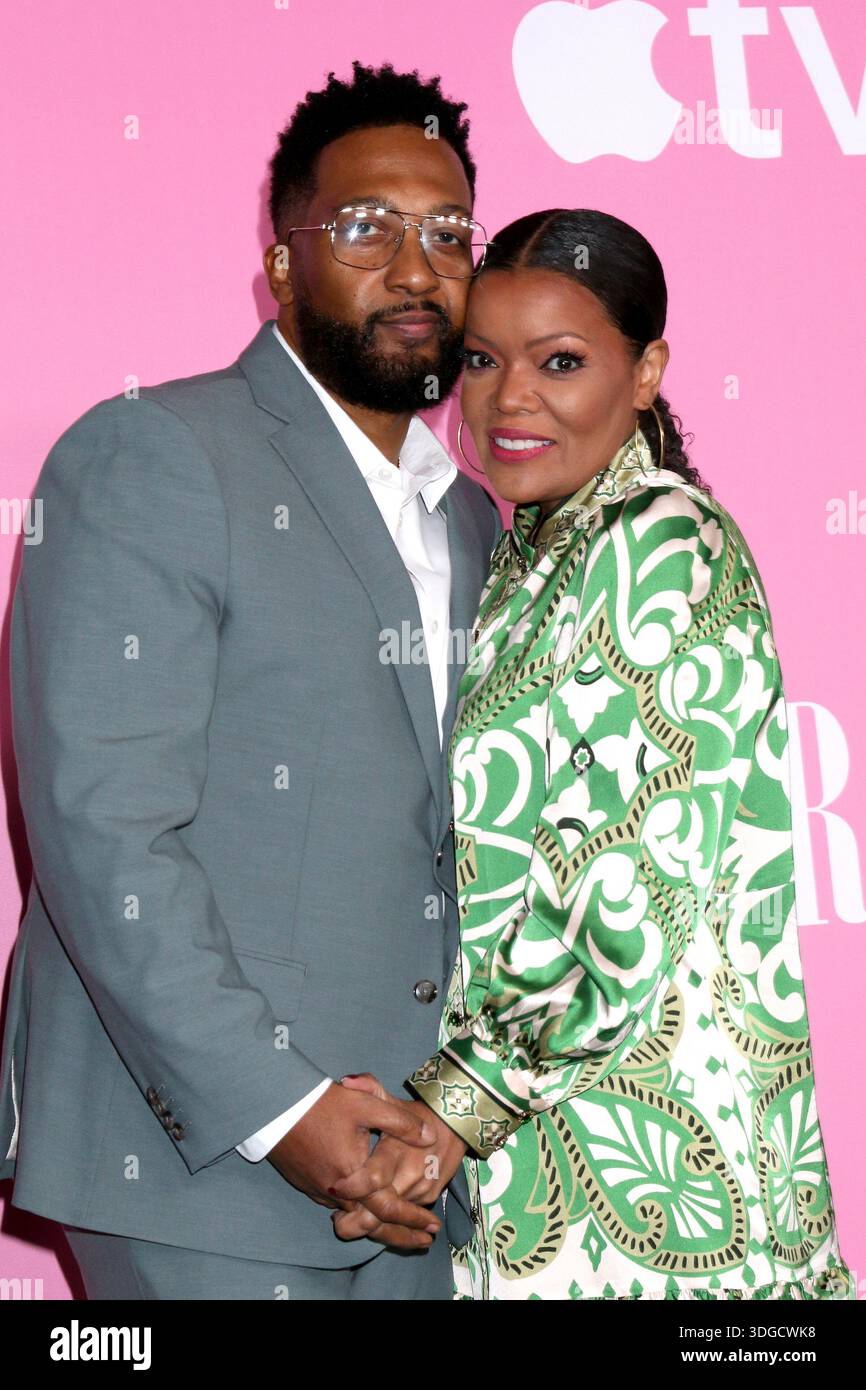 North Hollywood, USA. 15, January, 2026. Pictured left to right ...