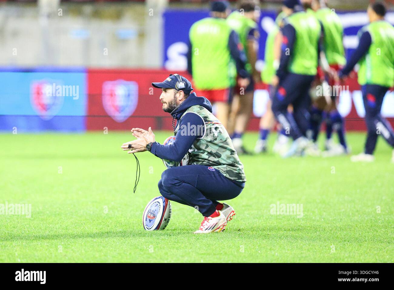 David IRAZOQUI head coach of Beziers during the Pro D2 match between ...