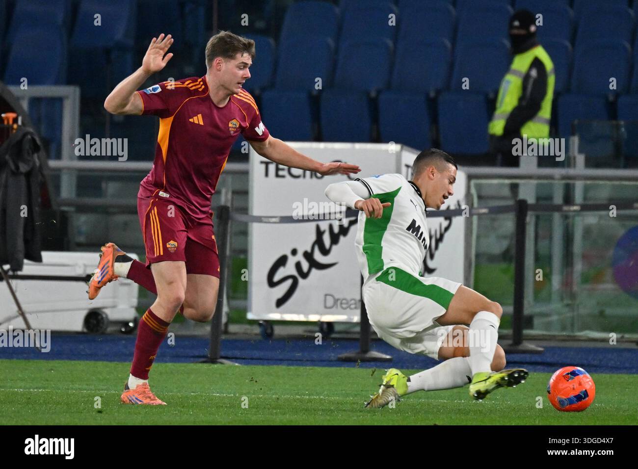 Jay Idzes the Italian championship Serie A 2025-2026 football match ...