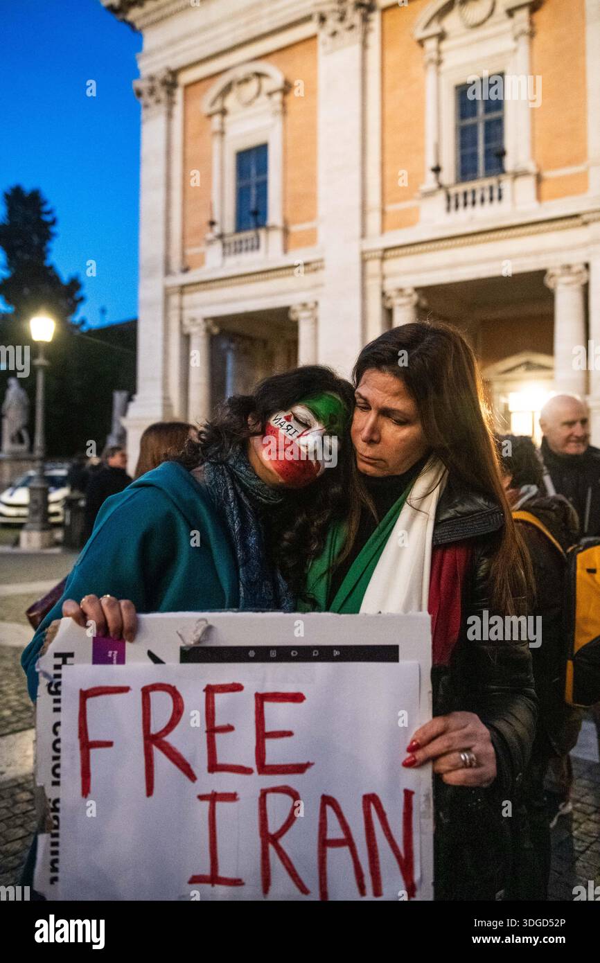 Rome, Abruzzo, Italy. 16th Jan, 2026. hundreds of people, including ...