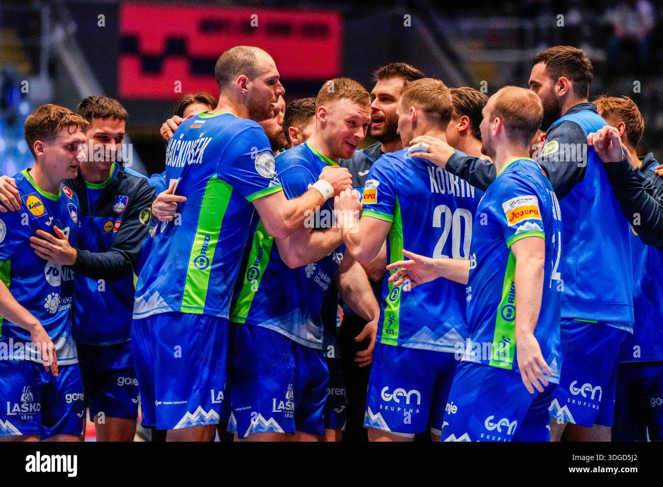 Bærum 20260116. Players from Slovenia cheer after the European ...