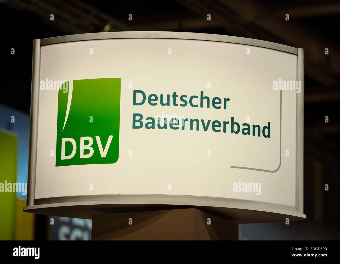 16.01.2026, xlakx, Wirtschaft, v.l. Logo und Schriftzug des Deutschen ...