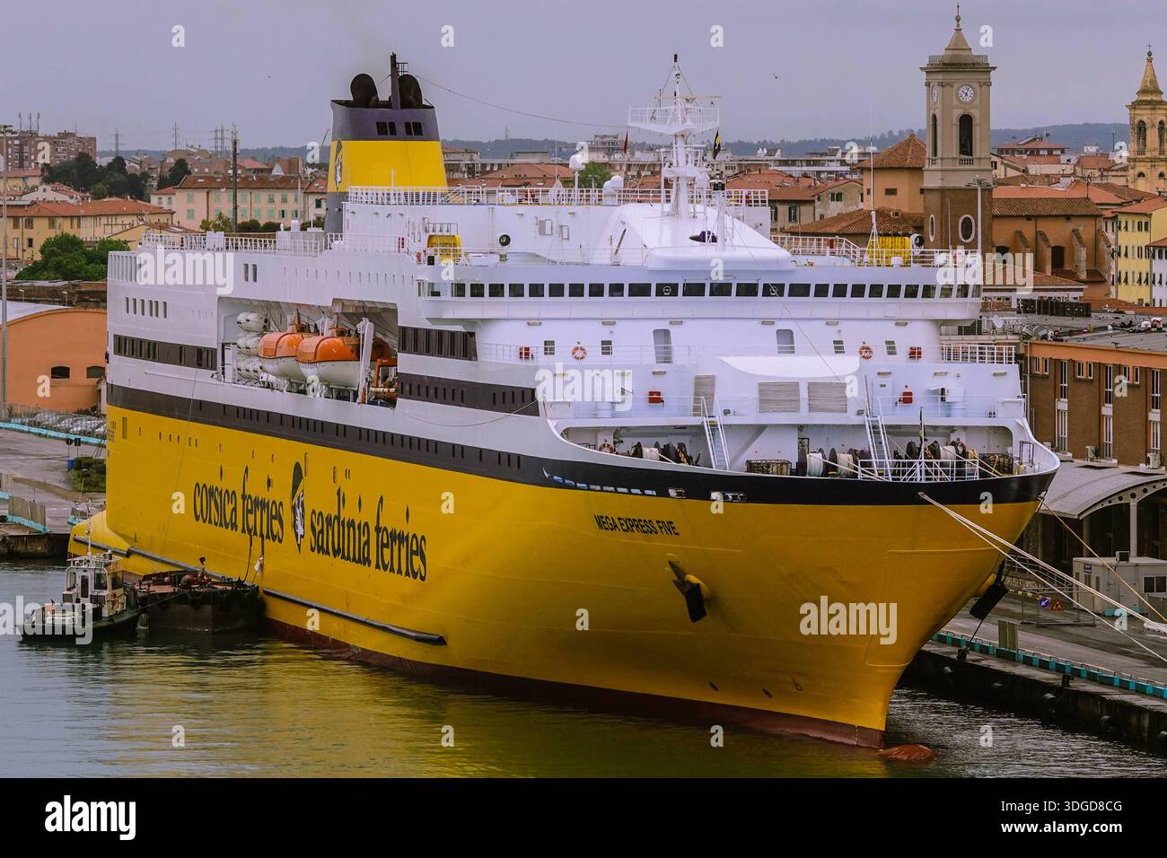 Mega Express Five, Livorno, Fähre, Schiff, corsica ferries, sardinia ...