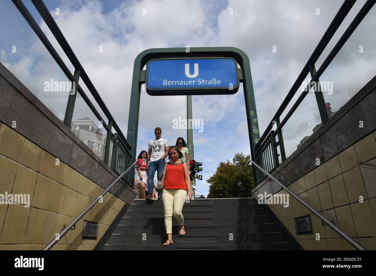 BERLIN/GERMANYDEUSCTHLAND / 10. AUGUST 2018. / Bernauer strsse trans ...