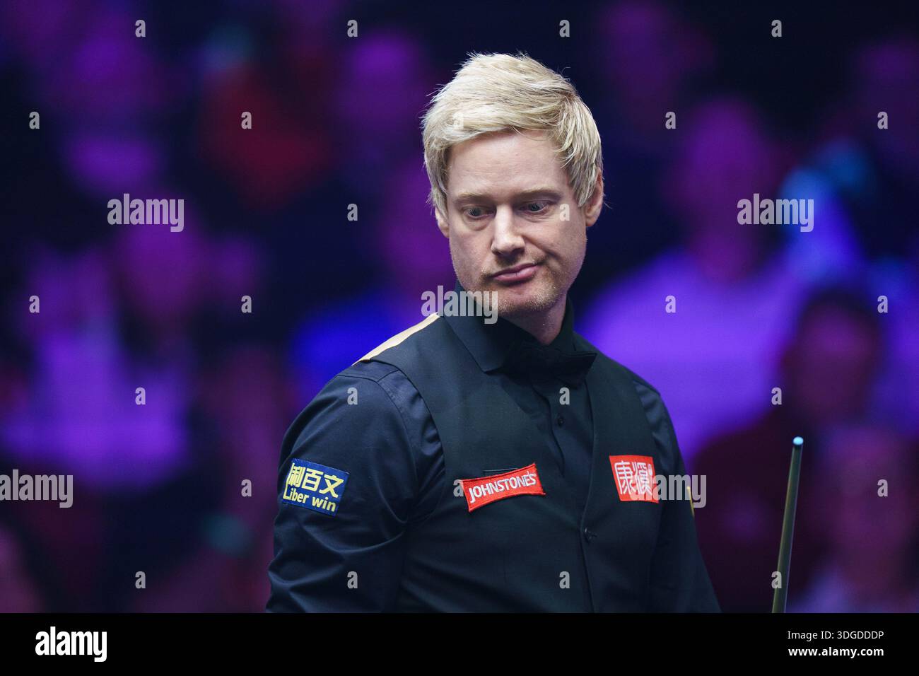 London, UK. 16th Jan, 2026. Neil Robertson looks dejected during the ...