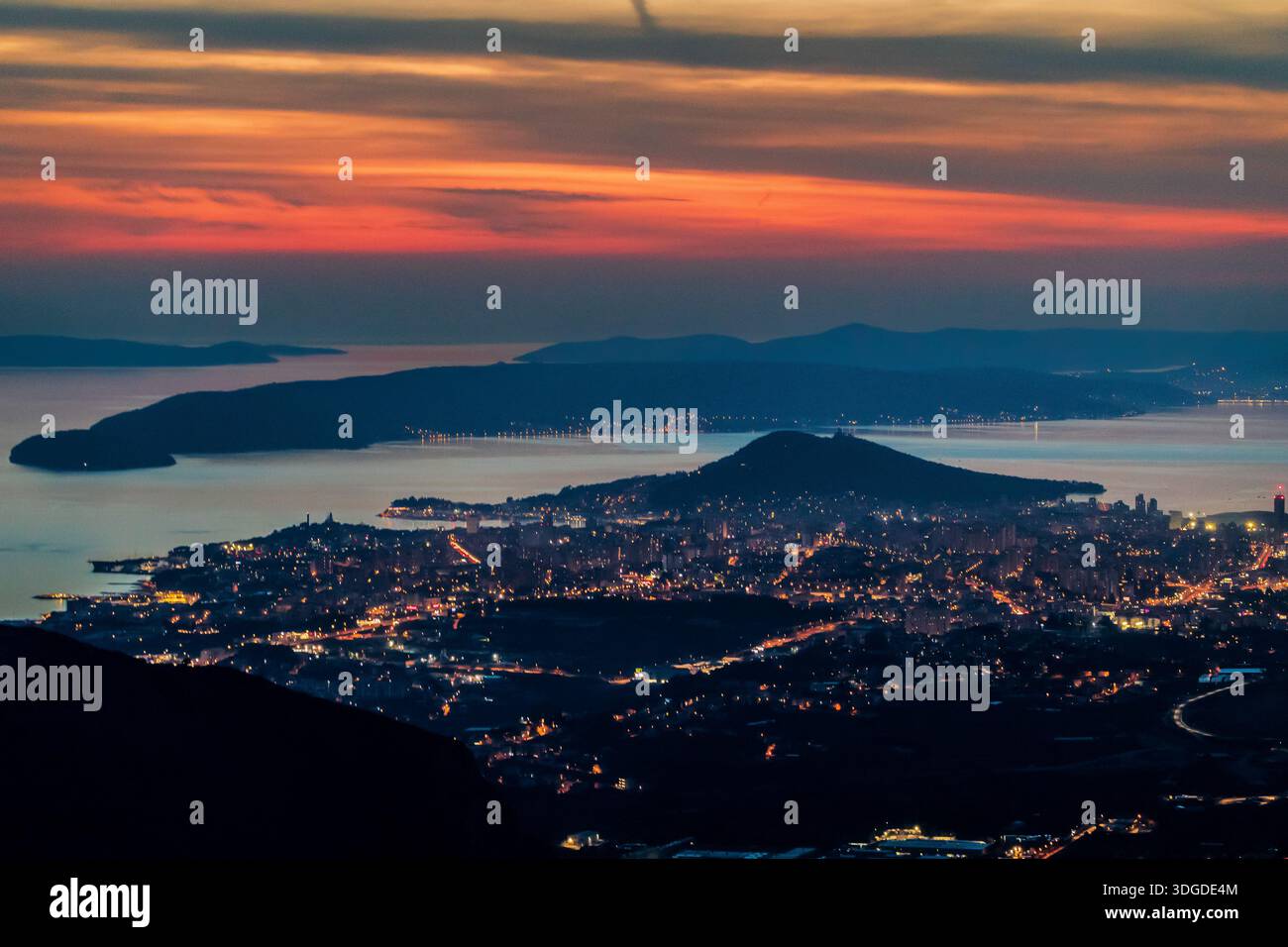 Split, Croatia. 16th Jan, 2026. View of Split at dusk the top of Mosor ...