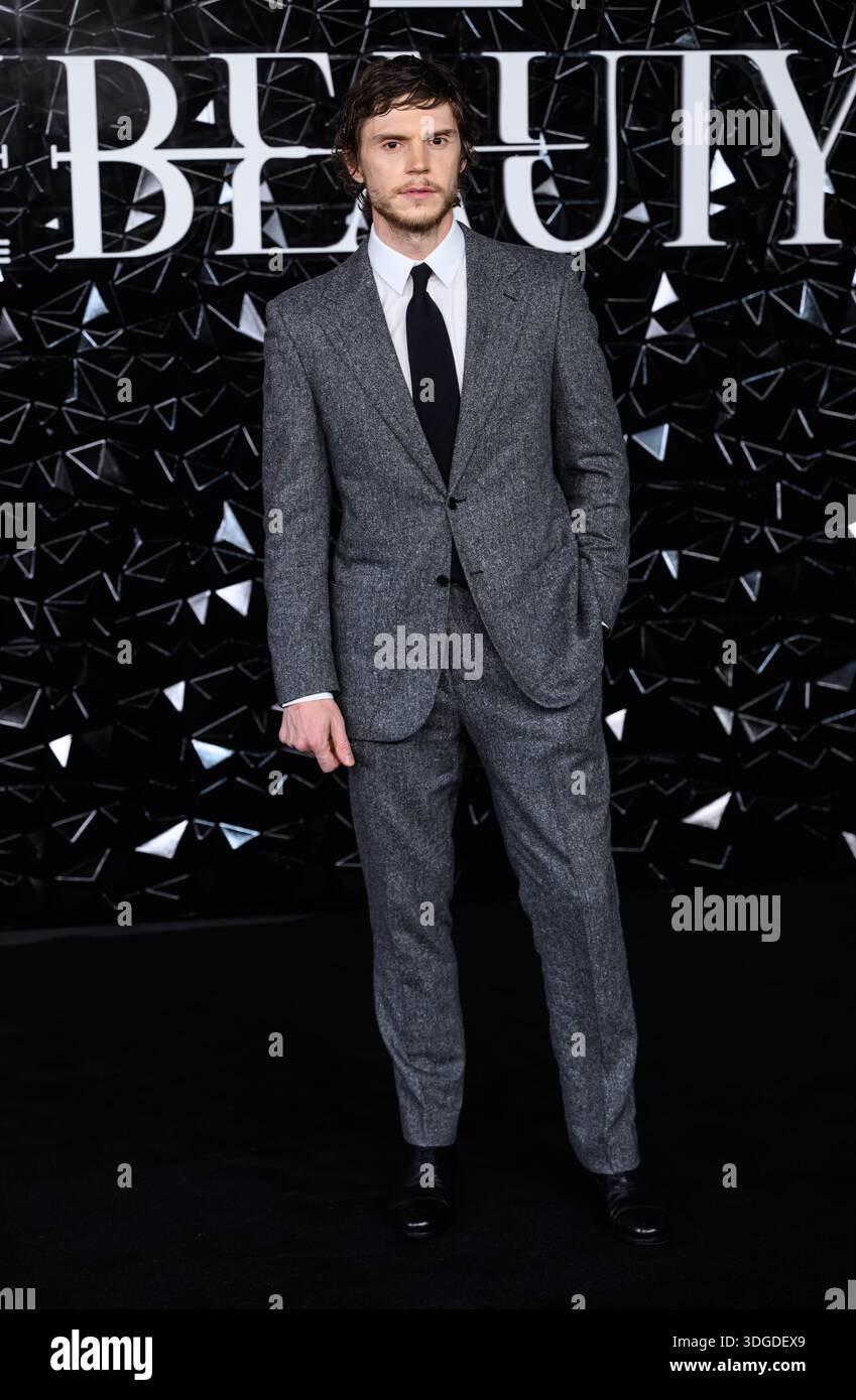 London, UK. January 16th, 2026. Evan Peters attending the UK premiere ...