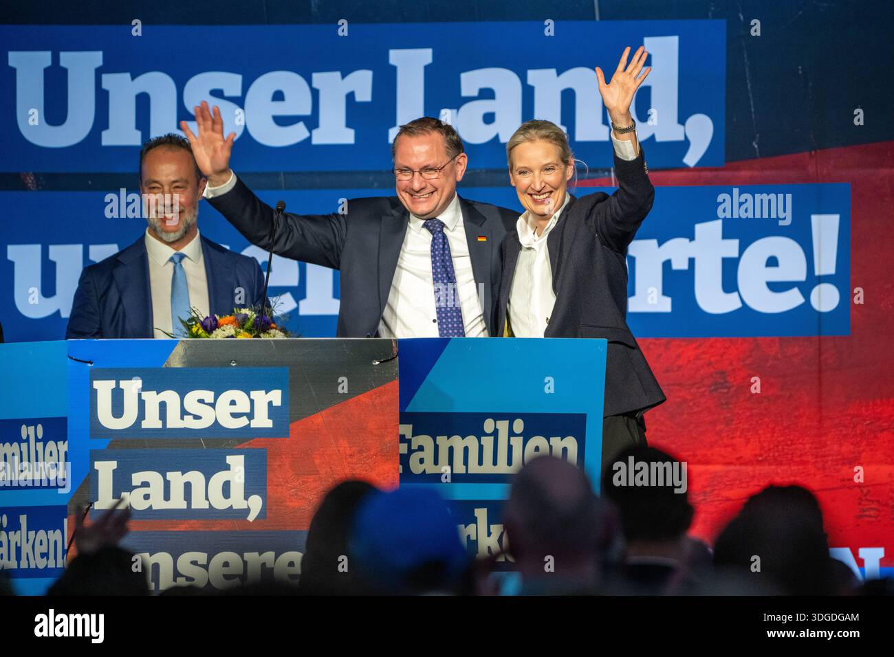 Idar Oberstein, Germany. 16th Jan, 2026. The federal chairmen of the ...