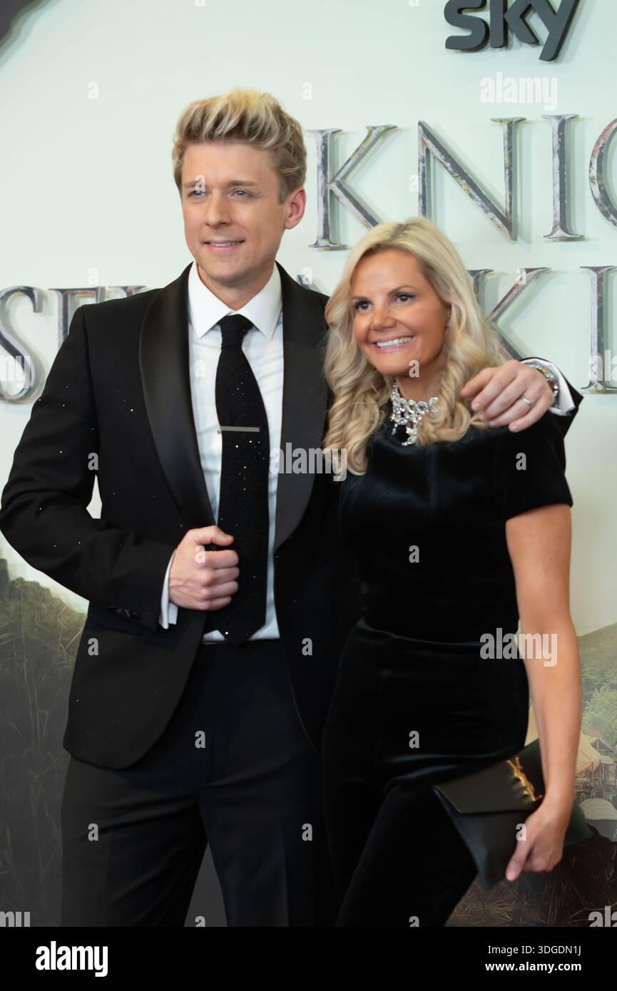 Jonathan ansells wife hi-res stock photography and images - Alamy