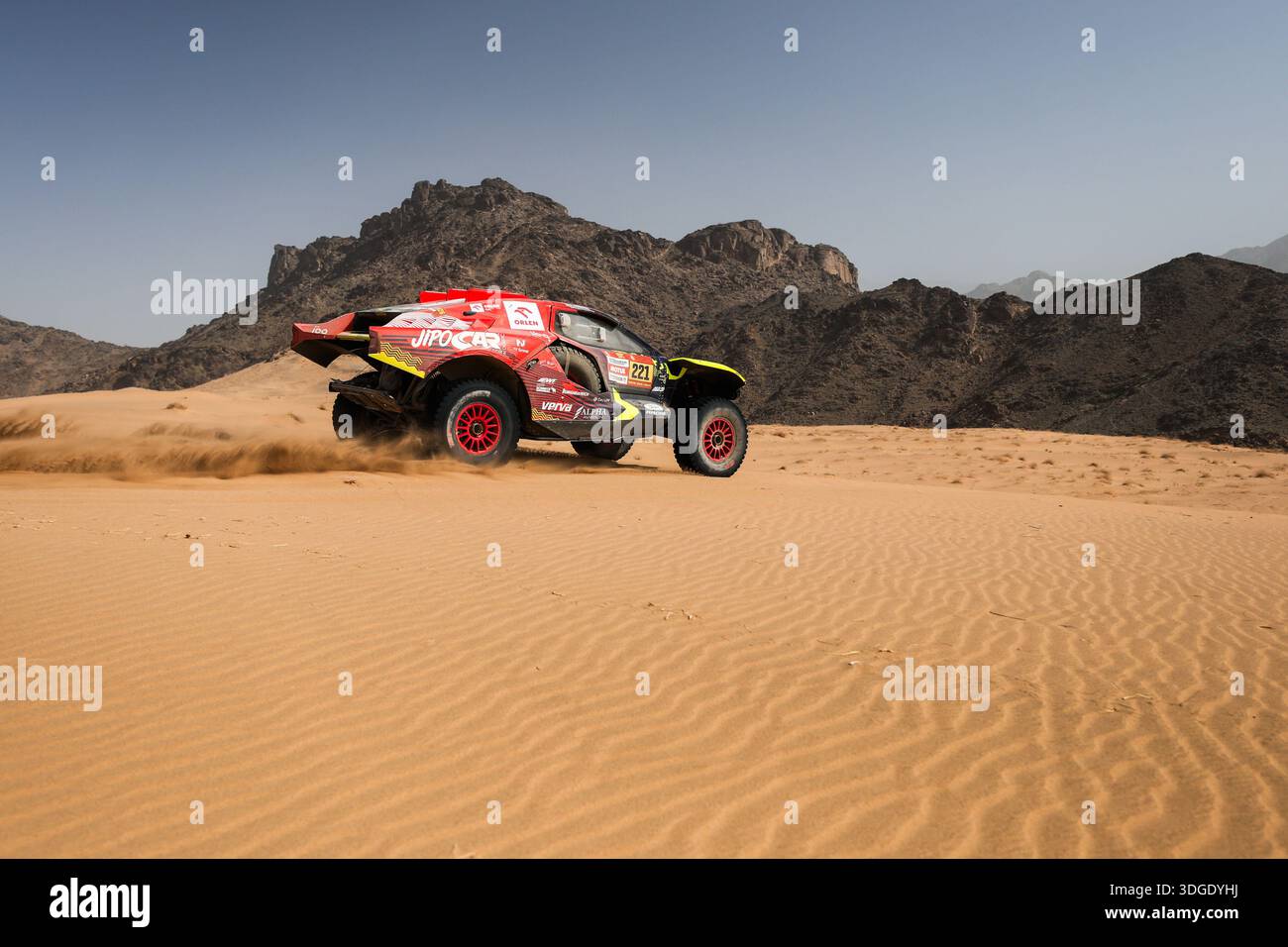 Al Henakiyah, Saudi Arabia. 16th Jan, 2026. 2026 Dakar Rally, Stage ...
