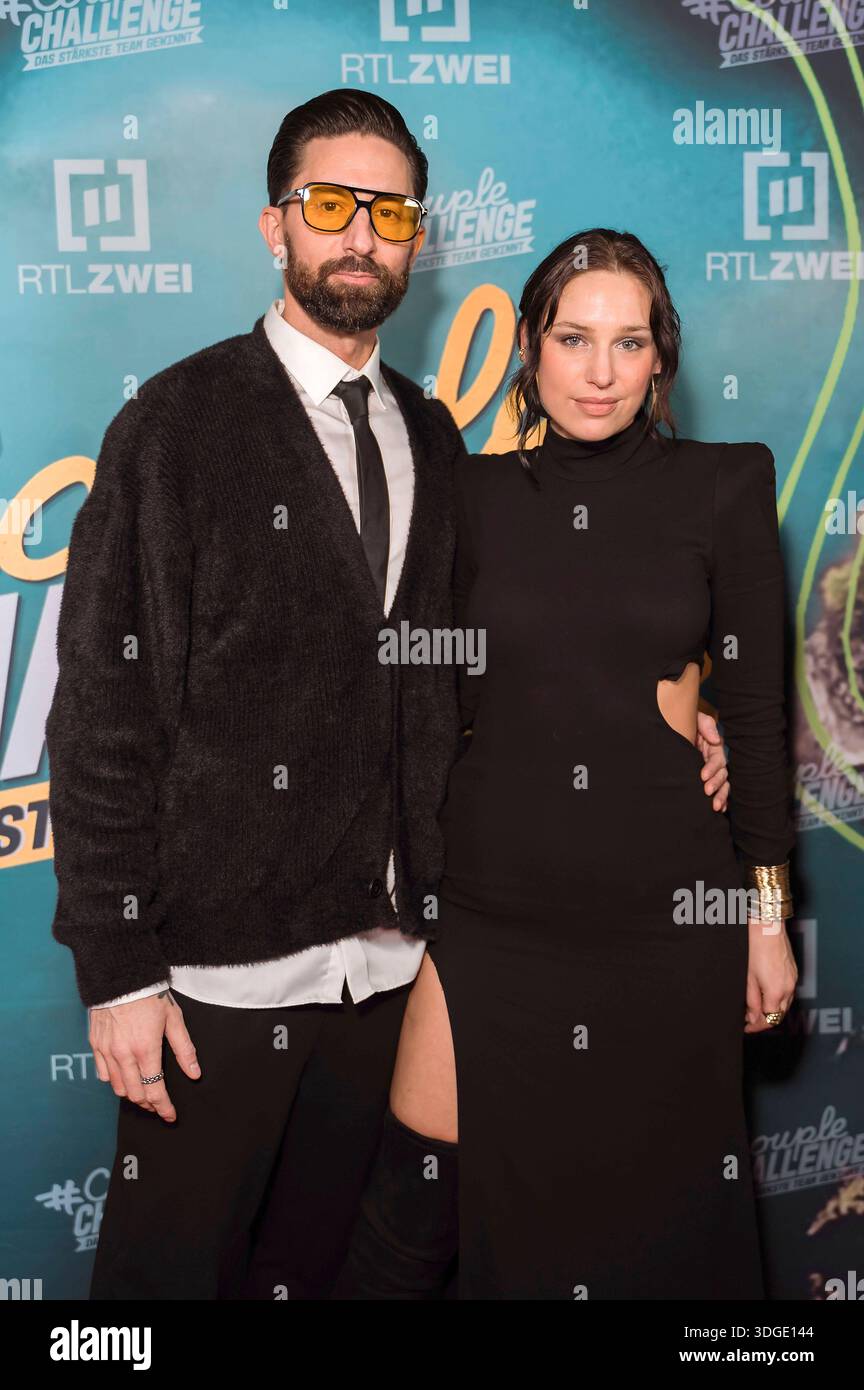 Sebastian Fobe und Liza Waschke bei der Premiere des Reality-Formats ...