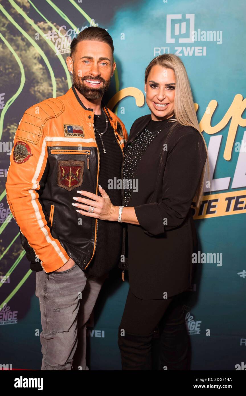 Andrew Weiß und Virginia Weiß bei der Premiere des Reality-Formats ...
