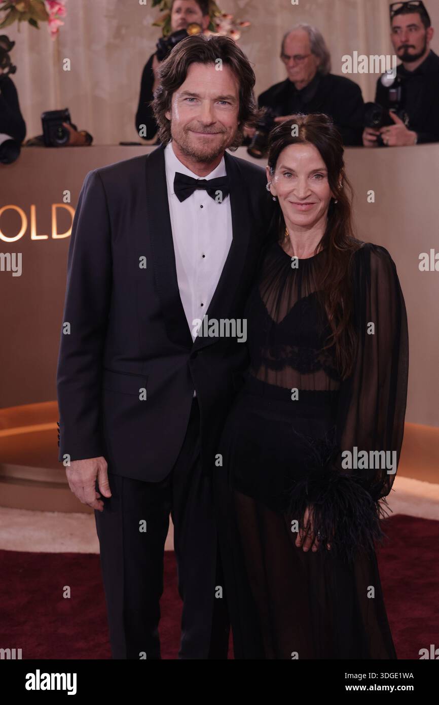 Jason Bateman and Amanda Anka attend the 83rd annual Golden Globe ...
