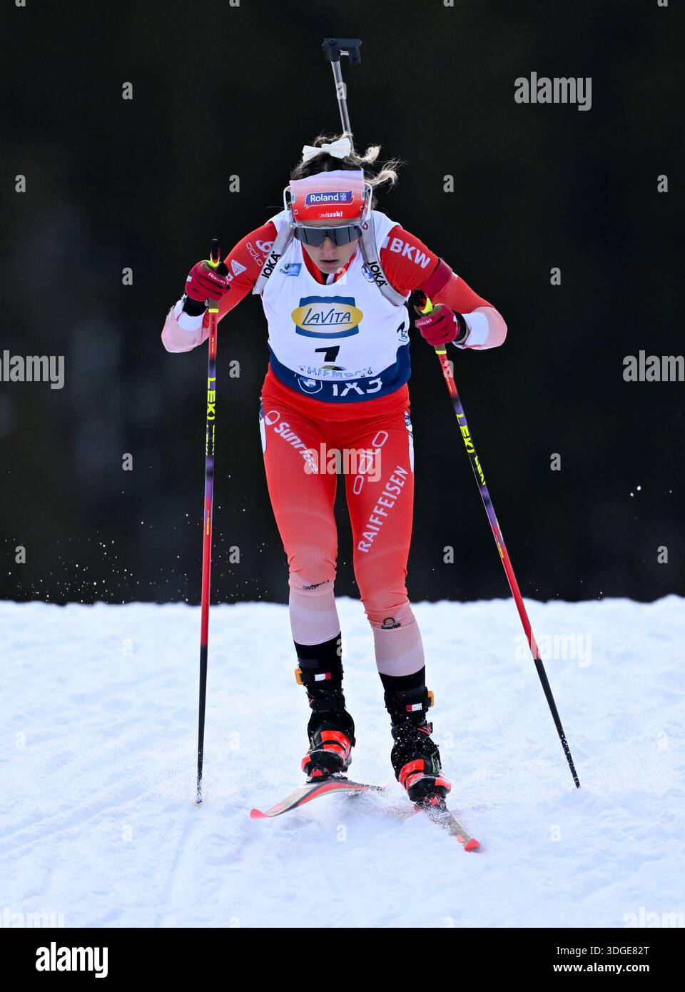 Ruhpolding, Germany. 16th Jan, 2026. Biathlon: World Cup, sprint 7.5 km ...