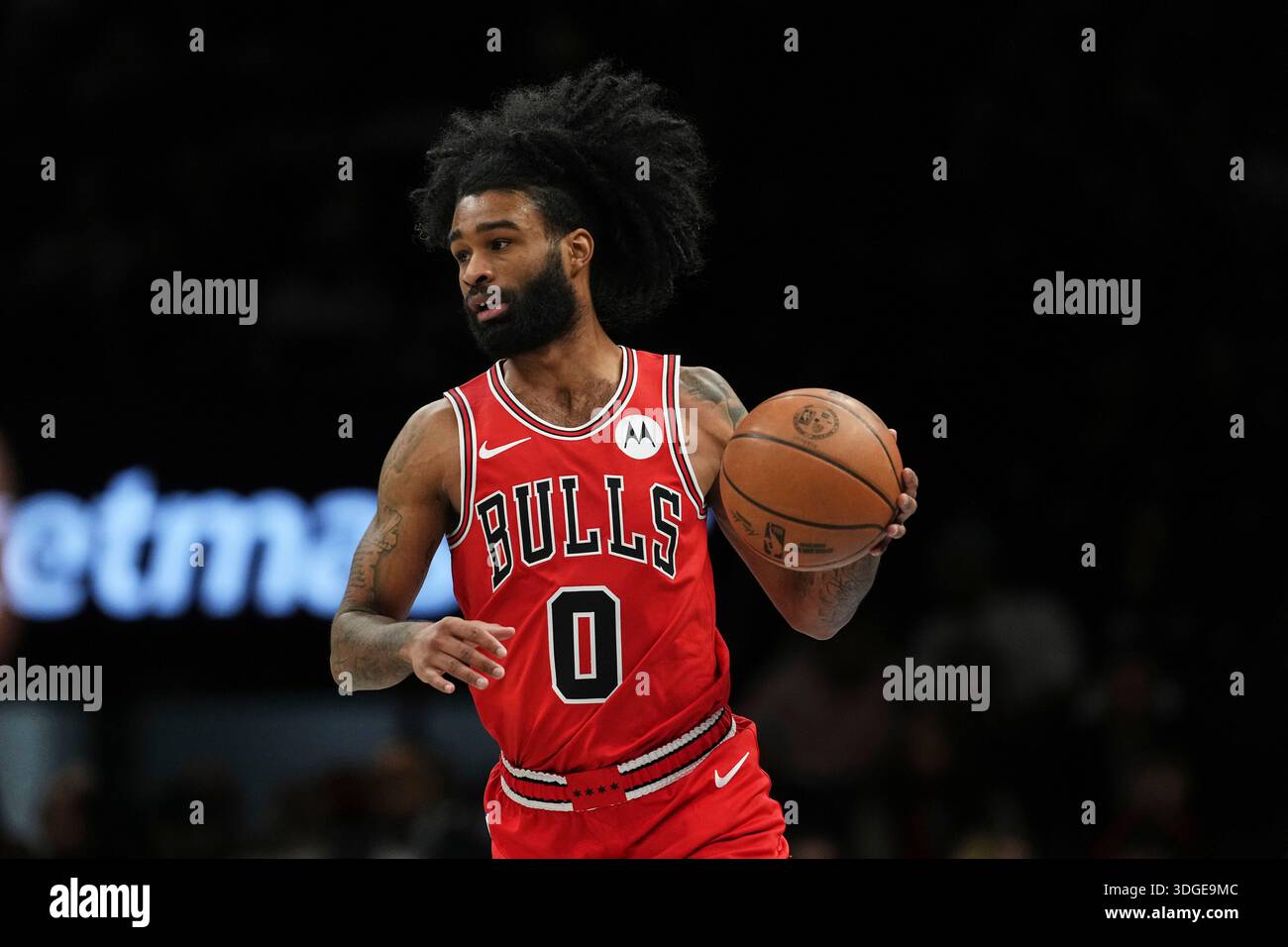 Chicago Bulls' Coby White (0) looks to pass during the first half of an ...