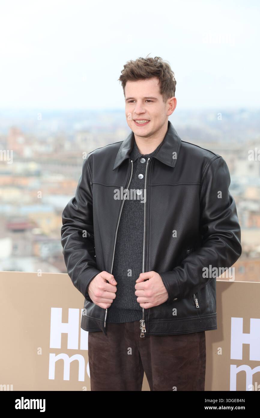 Shaun Thomas during the photocall and red carpet for the launching of ...