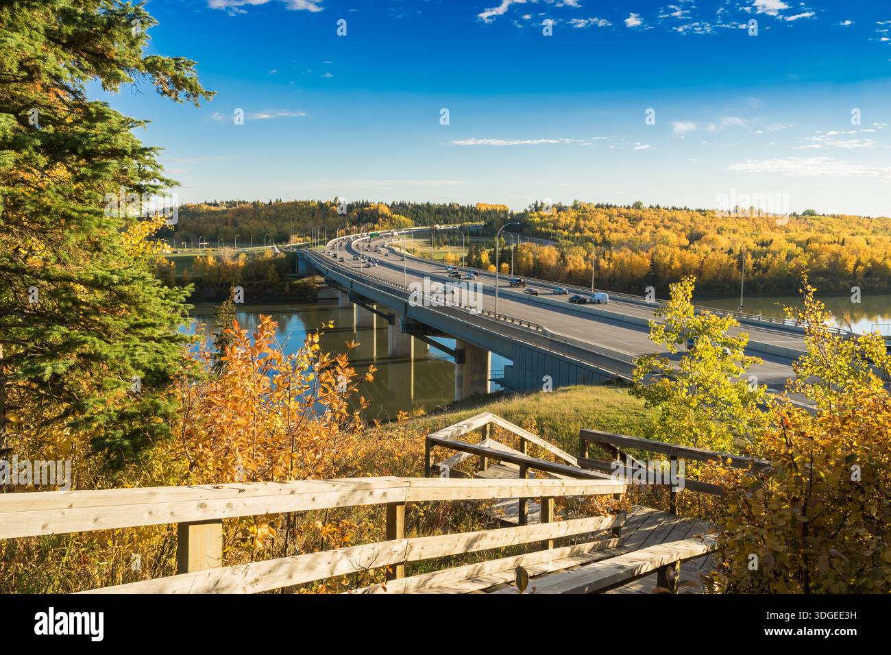 The quesnell bridge hi-res stock photography and images - Alamy
