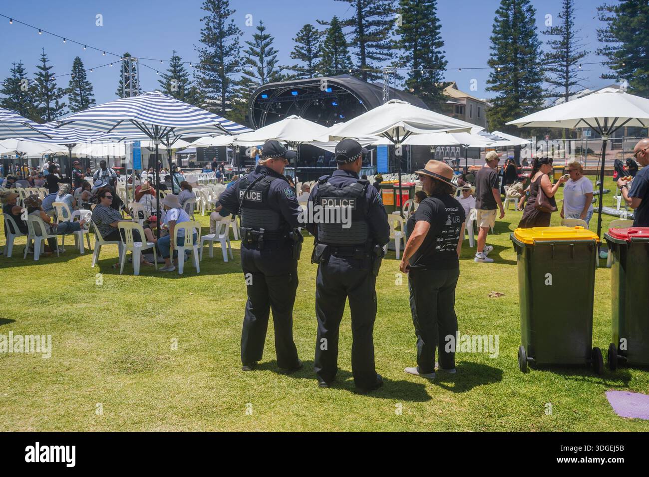 Adelaide Australia 17 January 2026 . Police provide security at the ...