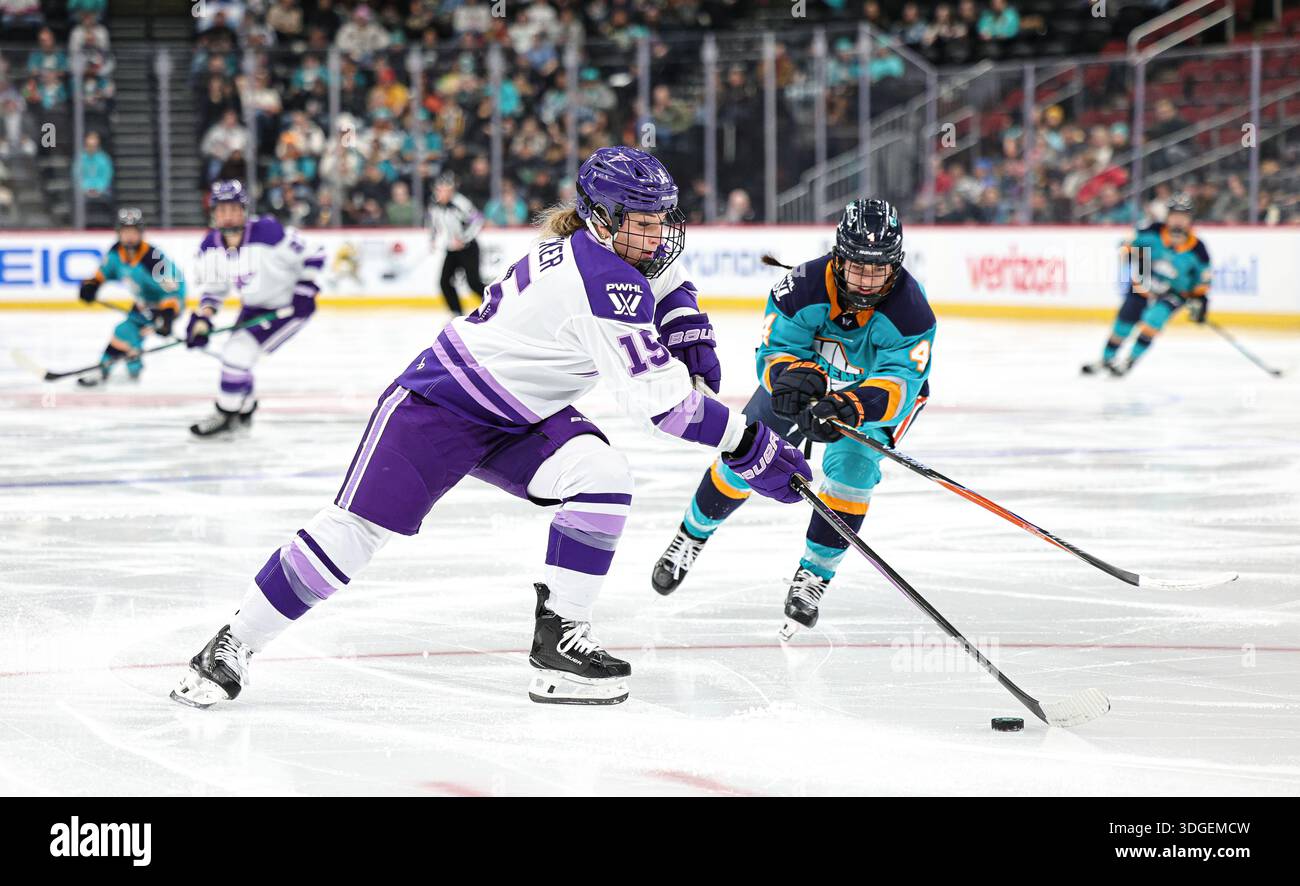 Newark, USA. 16th Jan, 2026. Minnesota Frost defender Brooke Becker (15 ...