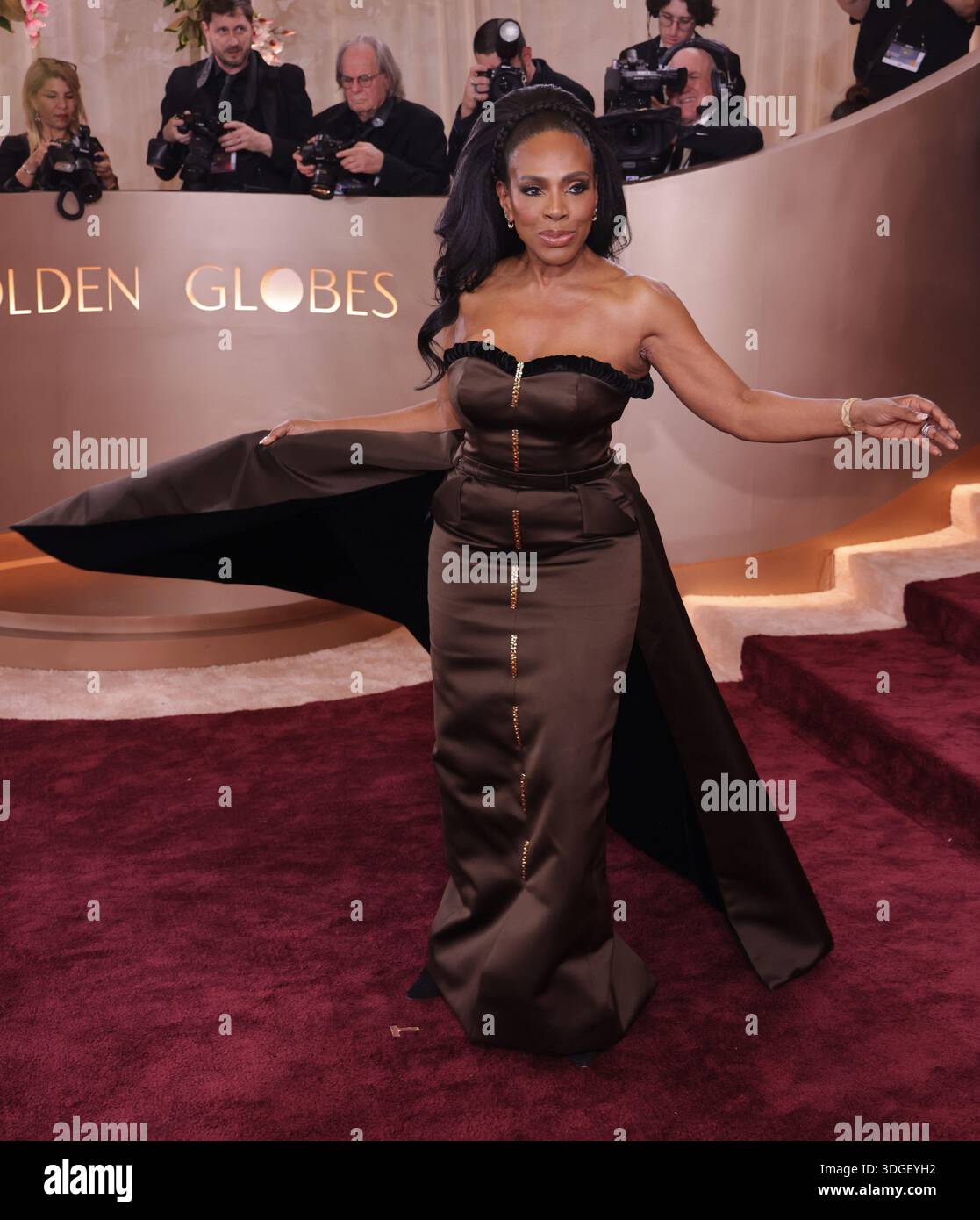 Sheryl Lee Ralph attends the 83rd annual Golden Globe Awards at The ...