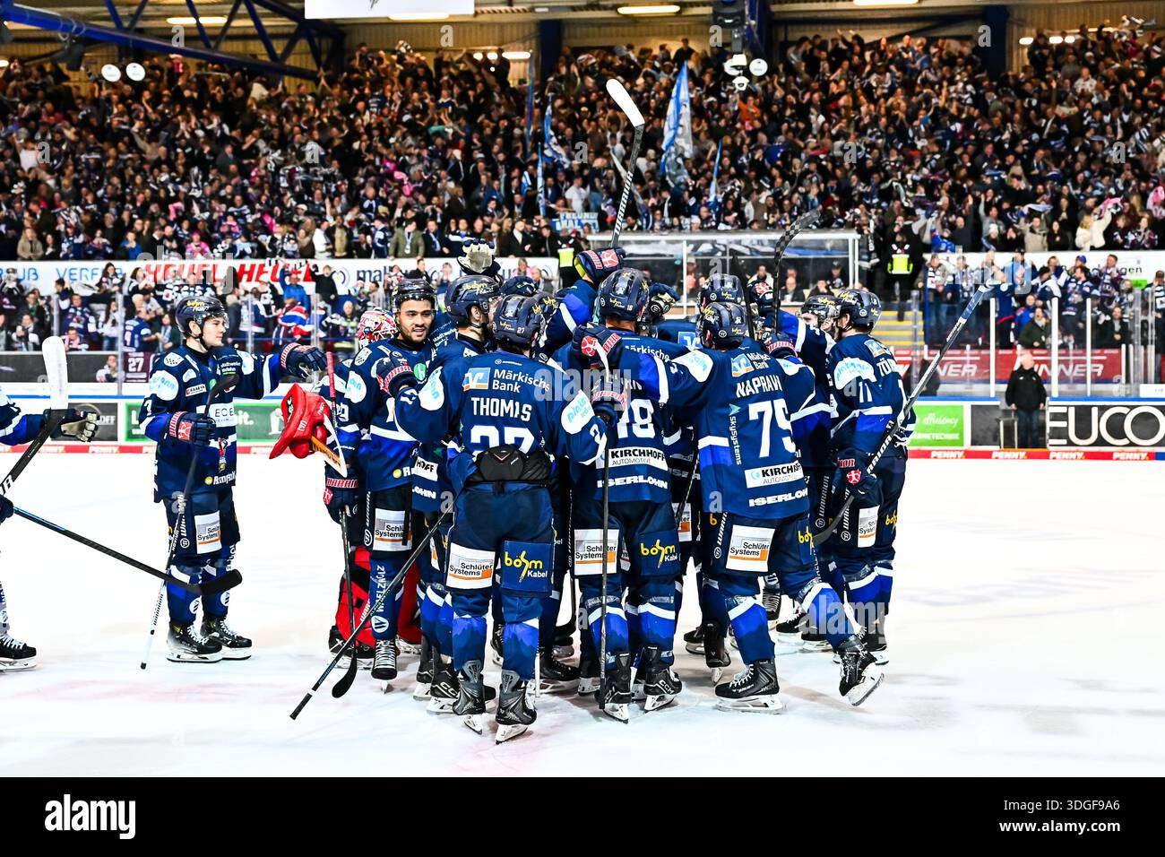 Goal celebration, cheer, joy Kyle Wood (Iserlohn Roosters, #3 ...