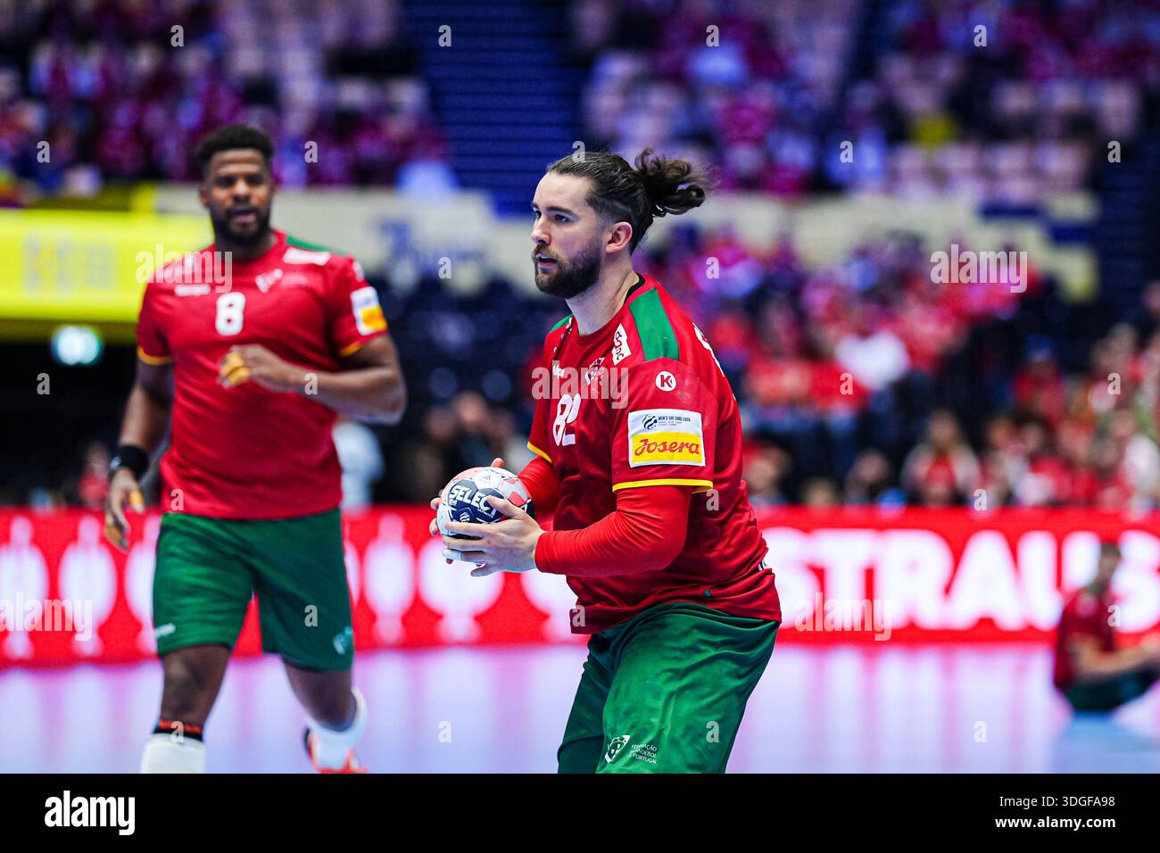 Luis Frade (Portugal, #82) DEN, Portugal vs. Rumaenien, Handball, EHF ...