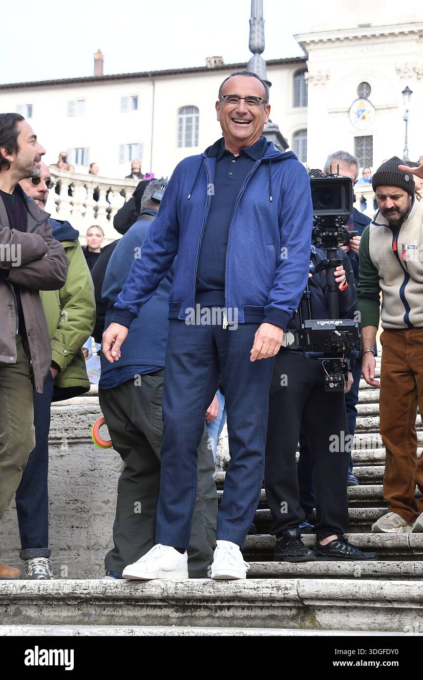 Rome, Italy. 16th Jan, 2026. Rome, Piazza di Spagna Carlo Conti on the ...