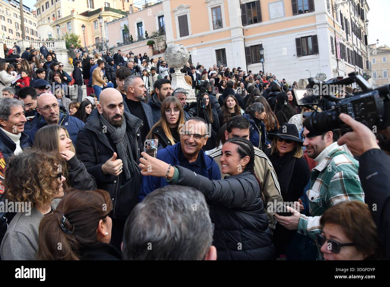 Rome, Italy. 16th Jan, 2026. Rome, Piazza di Spagna Carlo Conti on the ...