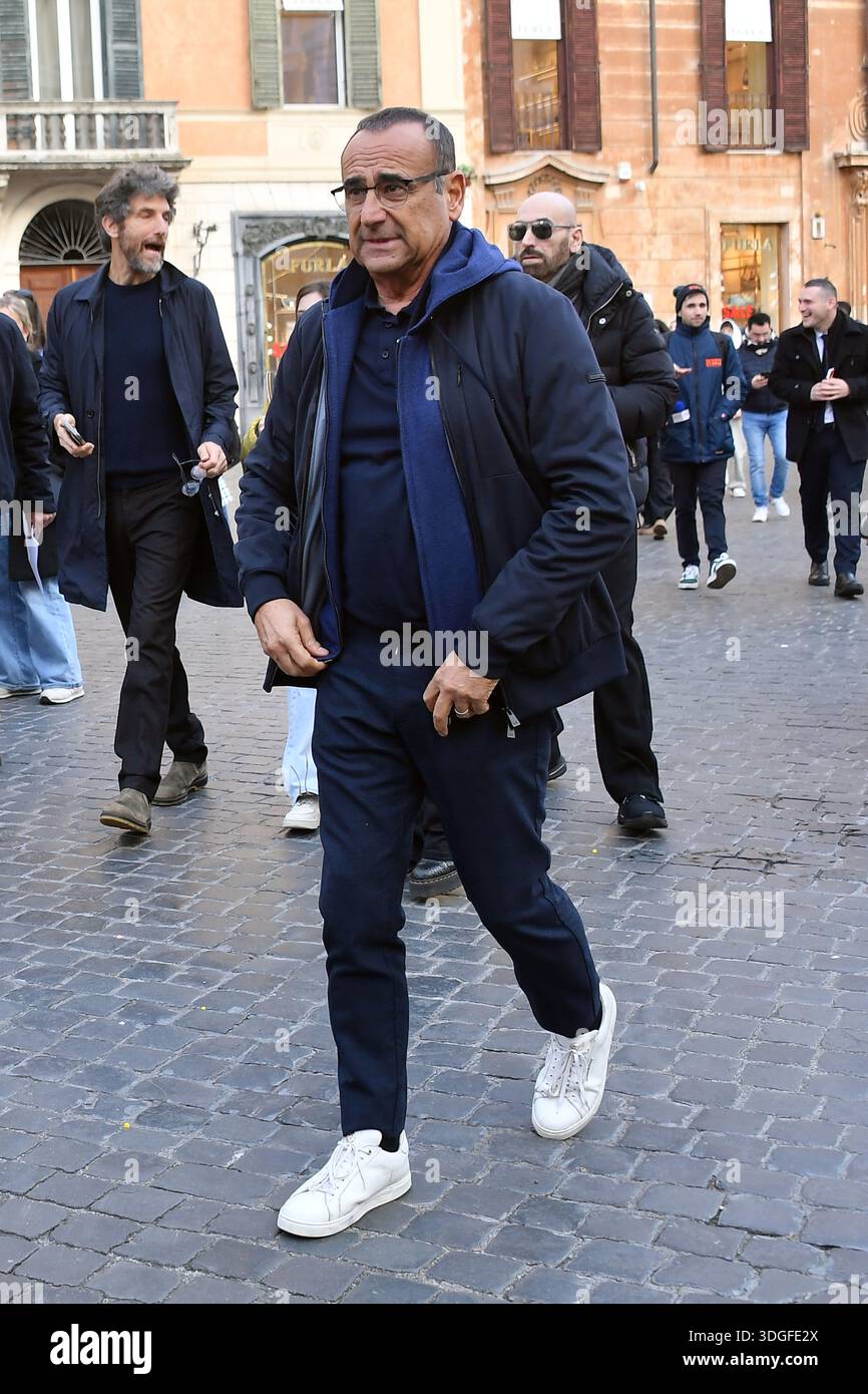 Rome, Italy. 16th Jan, 2026. Rome, Piazza di Spagna Carlo Conti on the ...