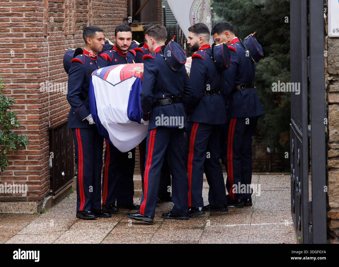 The mortal remains of Princess Irene of Greece arrive at the Greek ...