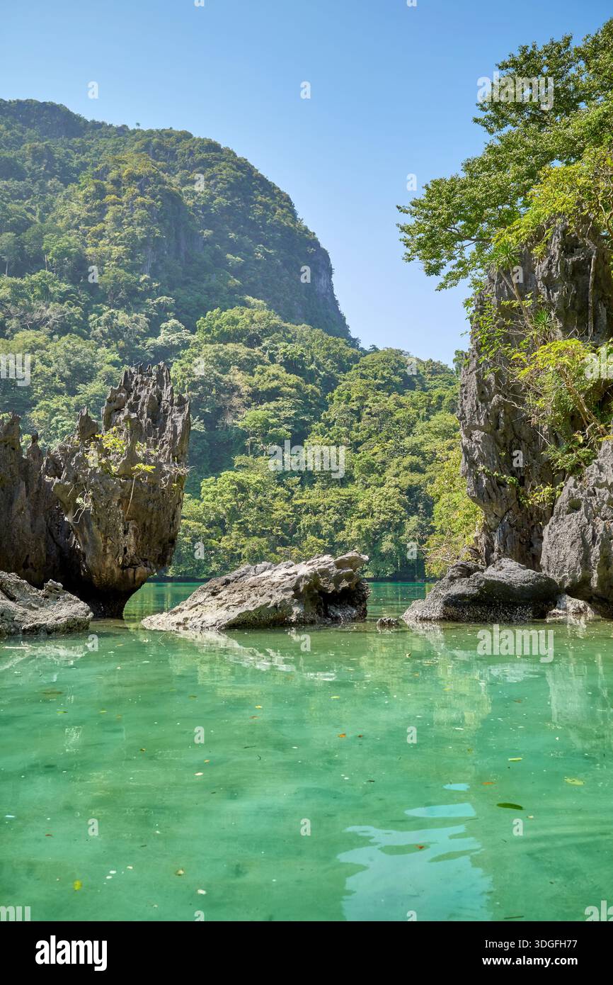 Rocky cliffs of tropical islands in the Philippines Stock Photo - Alamy
