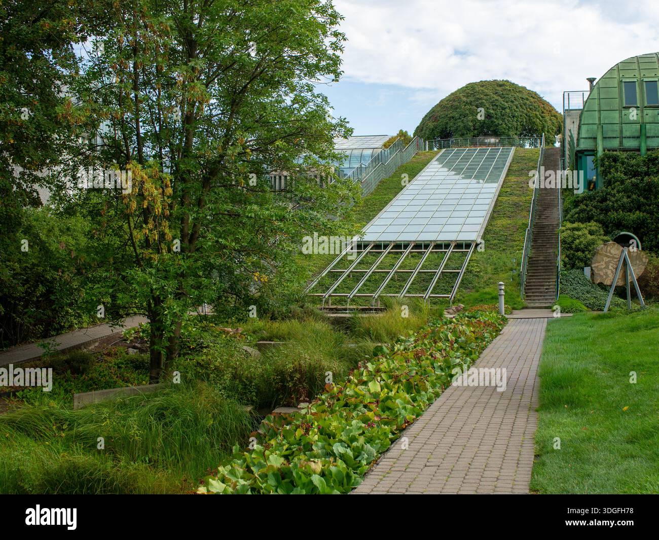Ecofriendly architecture of the building of Warsaw University Roof ...