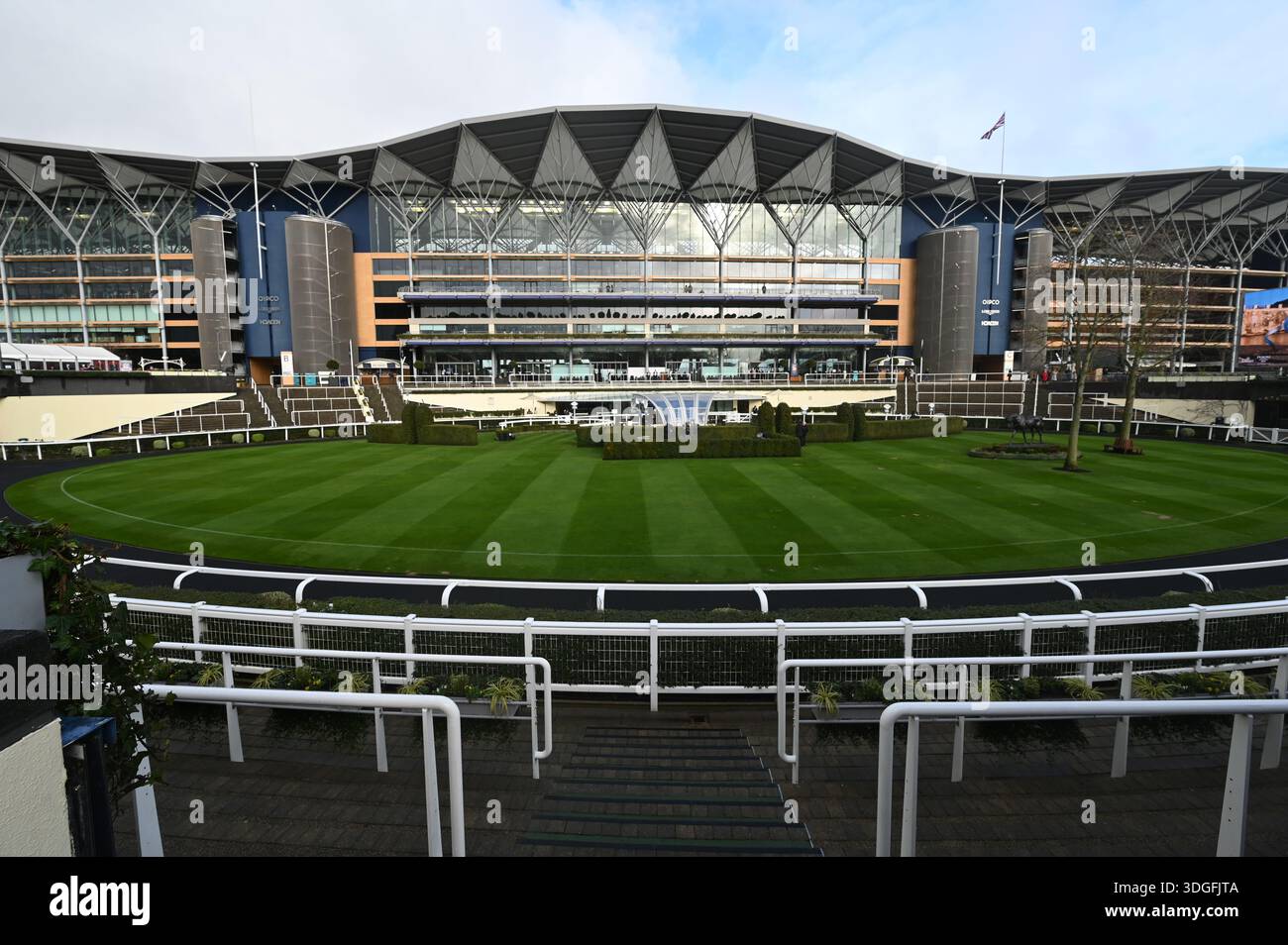 Ascot, UK. 17 January, 2026. A general view before the BetMGM Clarence ...