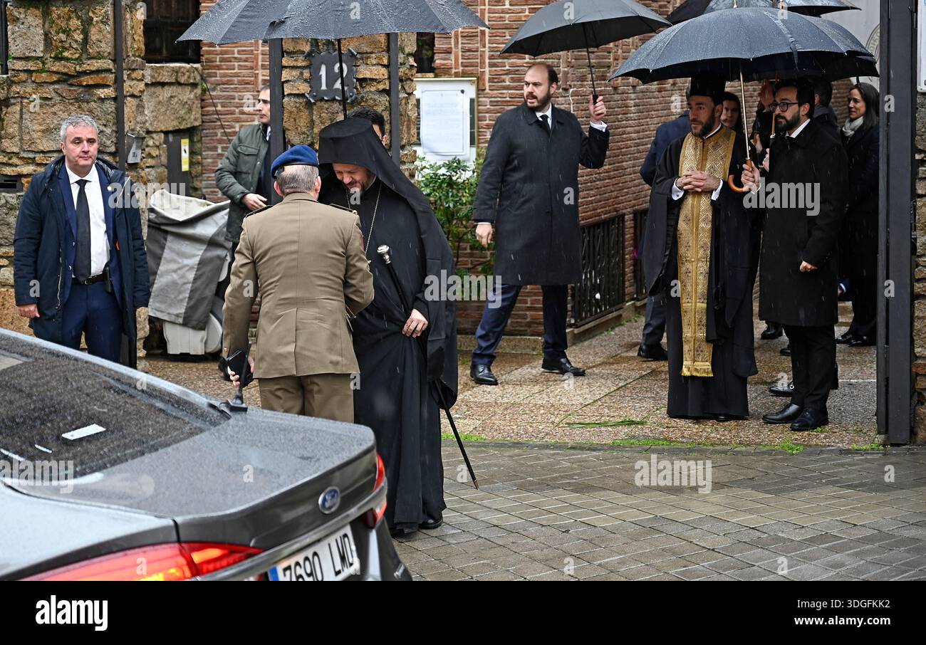 The mortal remains of Princess Irene of Greece arrive at the Greek ...