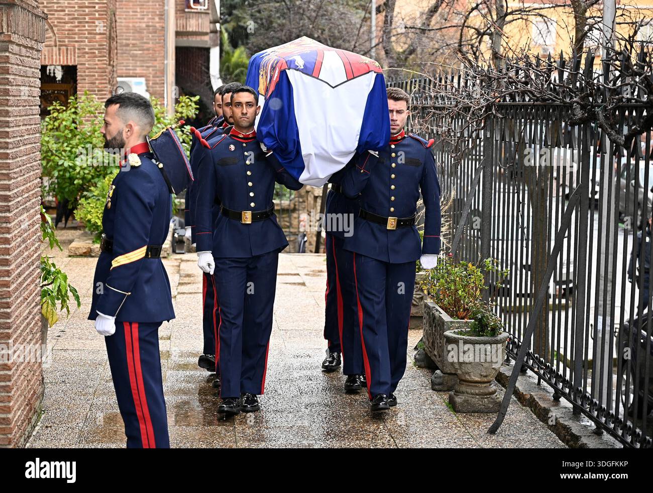 The mortal remains of Princess Irene of Greece arrive at the Greek ...