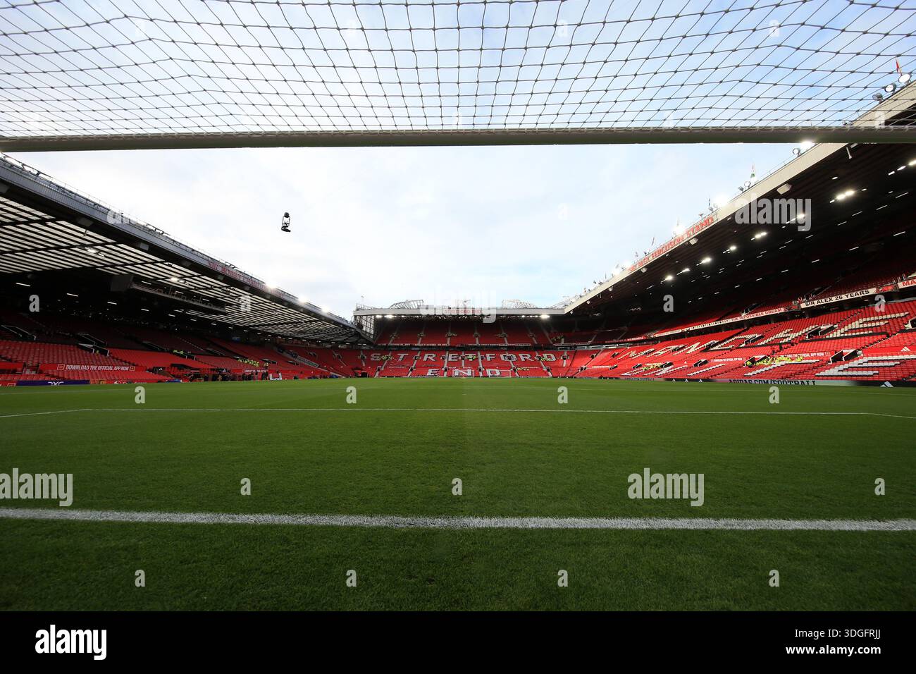 Old Trafford, Manchester, UK. 17th Jan, 2026. Premier League Football ...