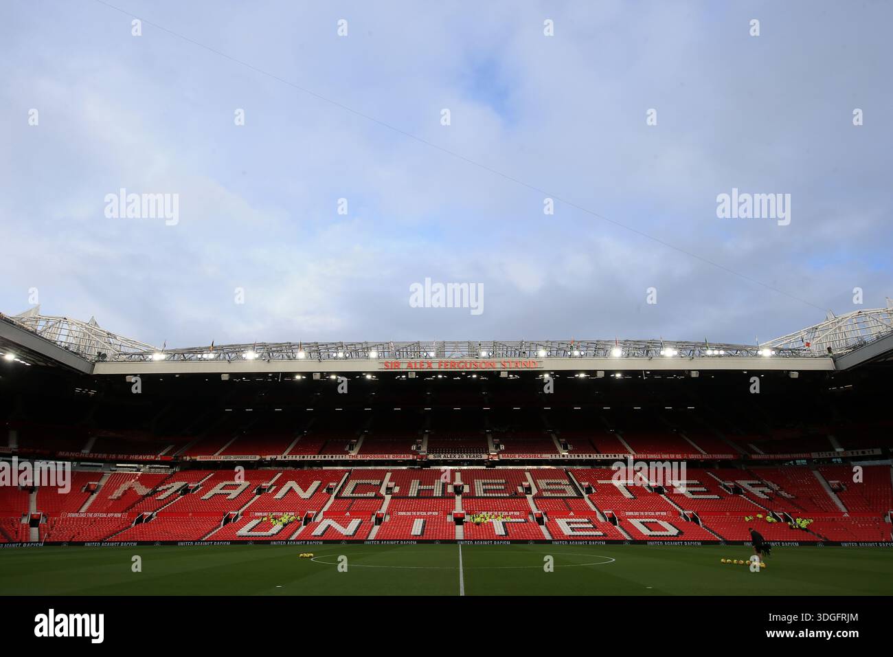 Old Trafford, Manchester, UK. 17th Jan, 2026. Premier League Football ...
