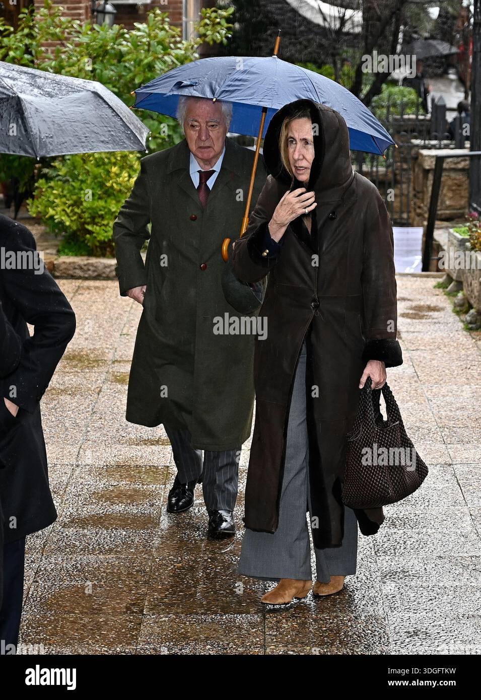 Nadia Halamandari and her son, Nicolás Gómez-Acebo, arrive at the Greek ...