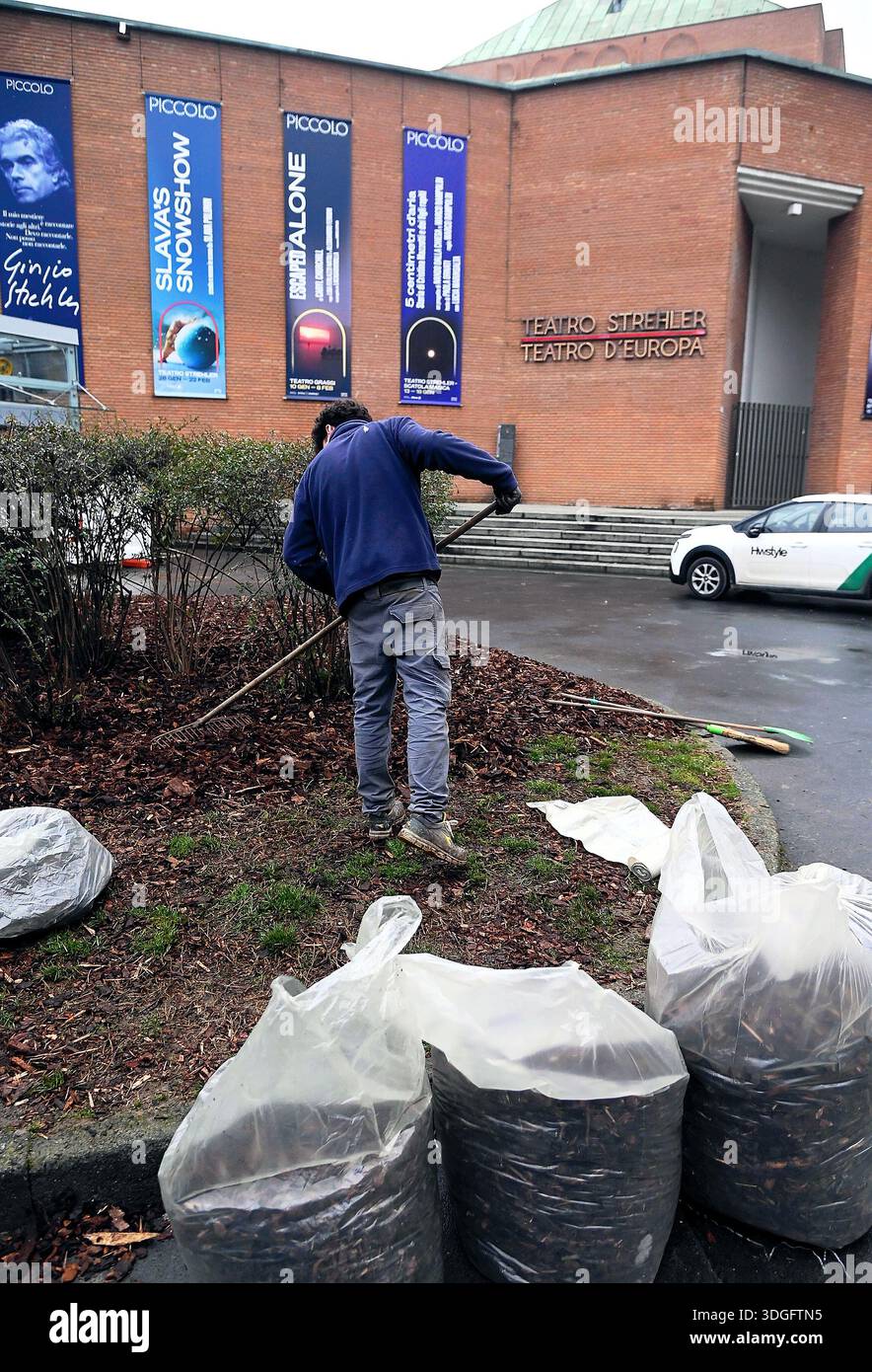 Milan, Italy. 17th Jan, 2026. Milan, Preparation of the flowerbed ...