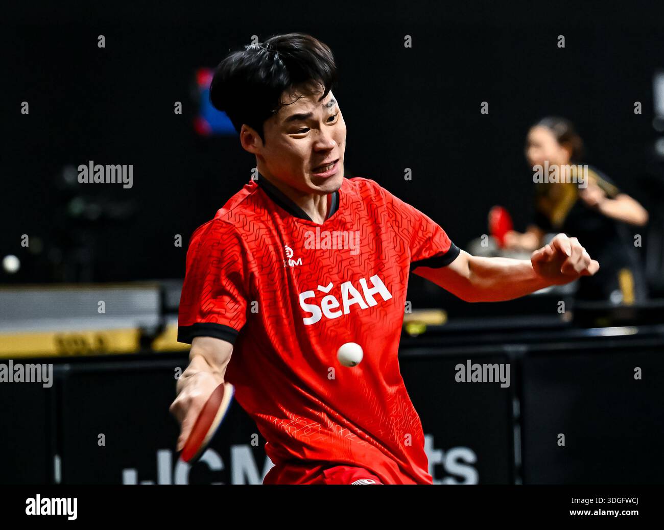 Doha, Qatar. 17th Jan, 2026. Jang Woojin of South Korea competes ...