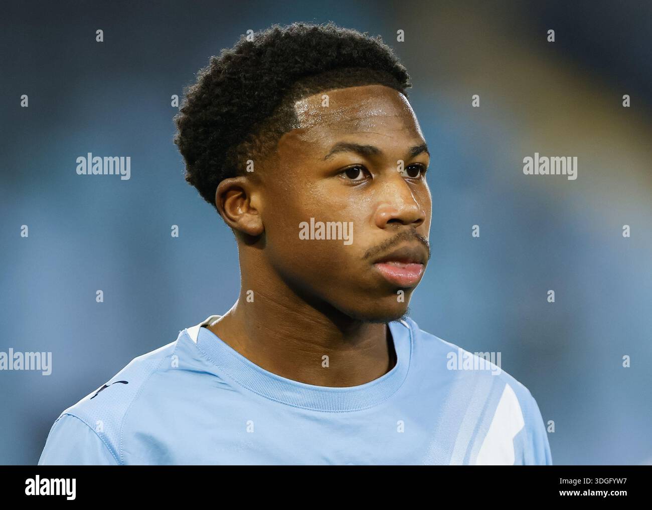 Manchester, UK. 16th Jan, 2026. Christian Dunbar-McDonald of Manchester ...