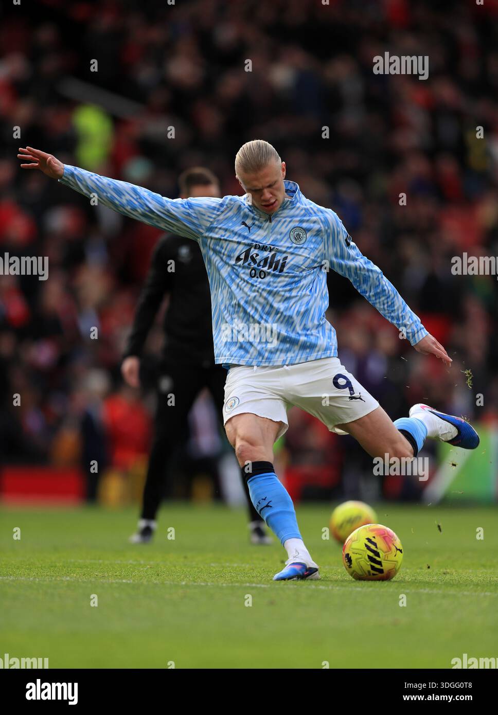 Old Trafford, Manchester, UK. 17th Jan, 2026. Premier League Football ...
