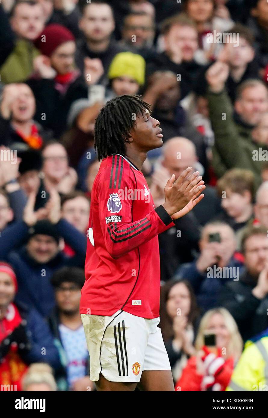 Manchester, UK. 17th Jan, 2026. Patrick Dorgu of Manchester United ...