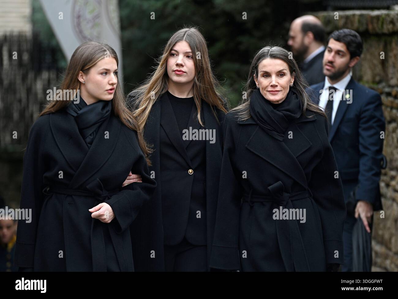 Queen Letizia and her daughters, Princess Leonor and Infanta Sofia ...