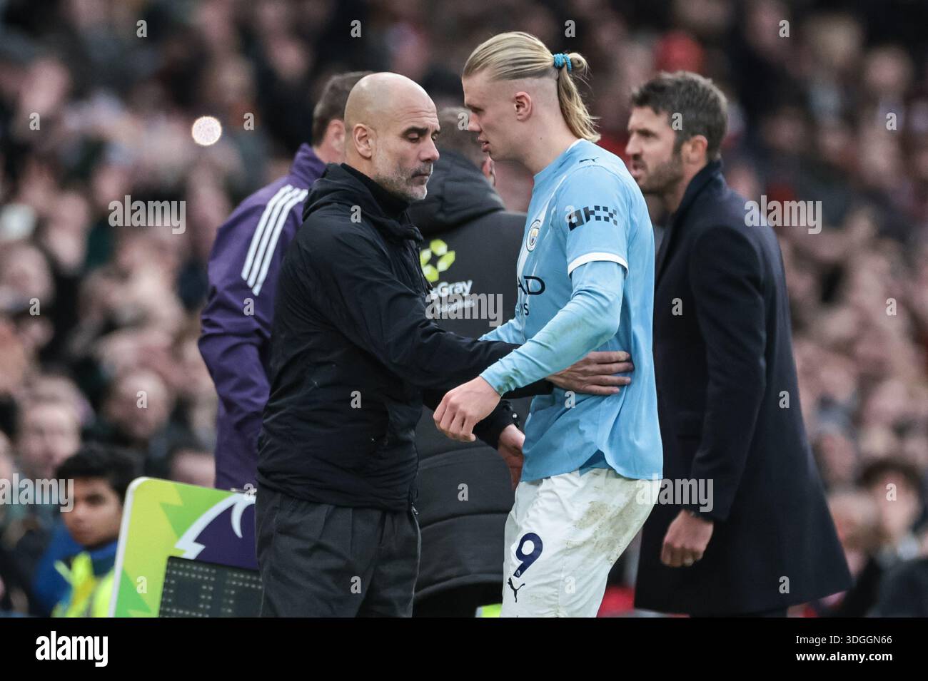 Manchester, UK. 17th Jan, 2026. Pep Guardiola manager of Manchester ...