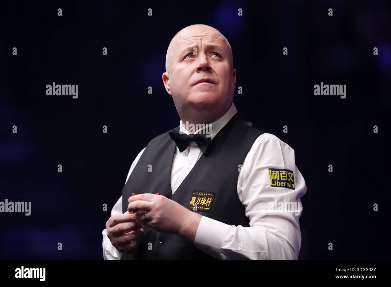 John Higgins looks at the scoreboard on day seven of the 2026 Johnstone ...