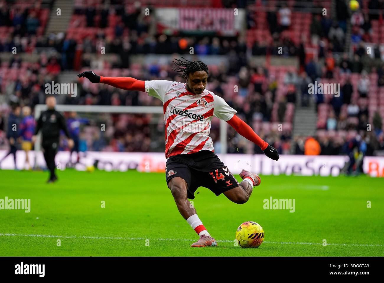 Romaine Mundle of Sunderland in the pregame warmup session during the ...