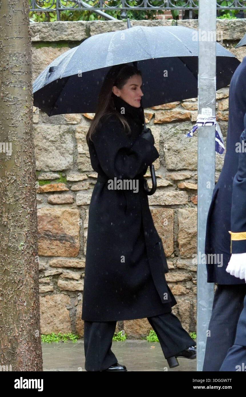 Madrid, Spain. 17th Jan, 2026. Spanish King Felipe VI and Spanish Queen ...