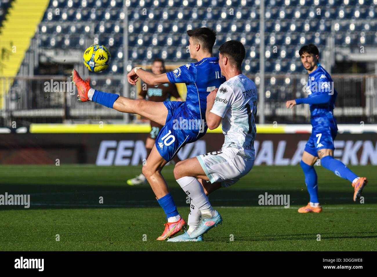 Empoli, Italy. 17th Jan, 2026. Rares Andrei Ilie (Empoli) thwarted by ...