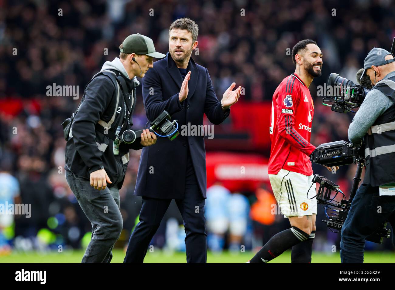 Manchester, UK. 17th Jan, 2026. Manchester United first team head coach ...